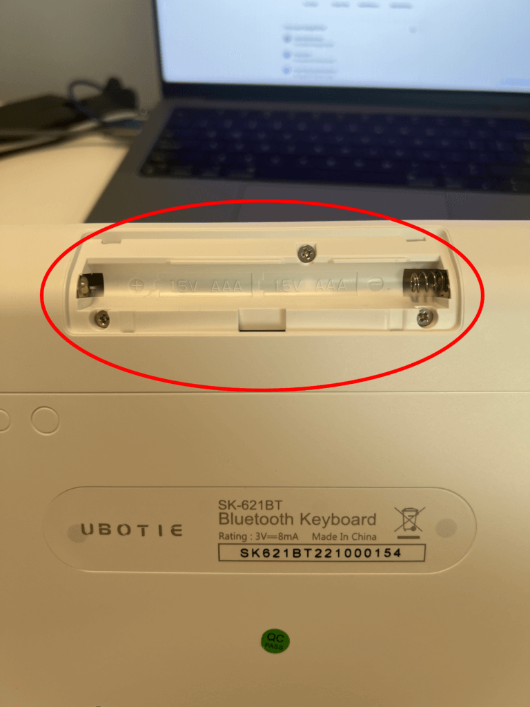 How to Connect a Ubotie Keyboard to a Macbook - Proper Sky