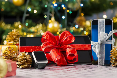 Top 10 Last-Minute Tech Holiday Gifts - Proper Sky